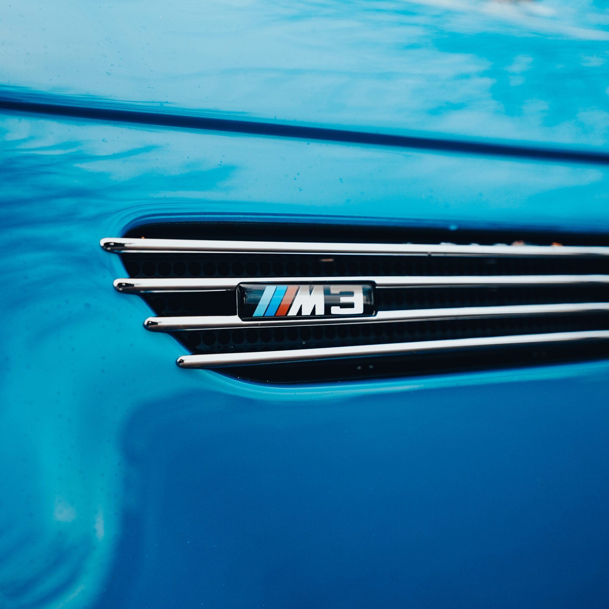 WIN MAT ARMSTRONGS BMW M3 – High Speed Competitions