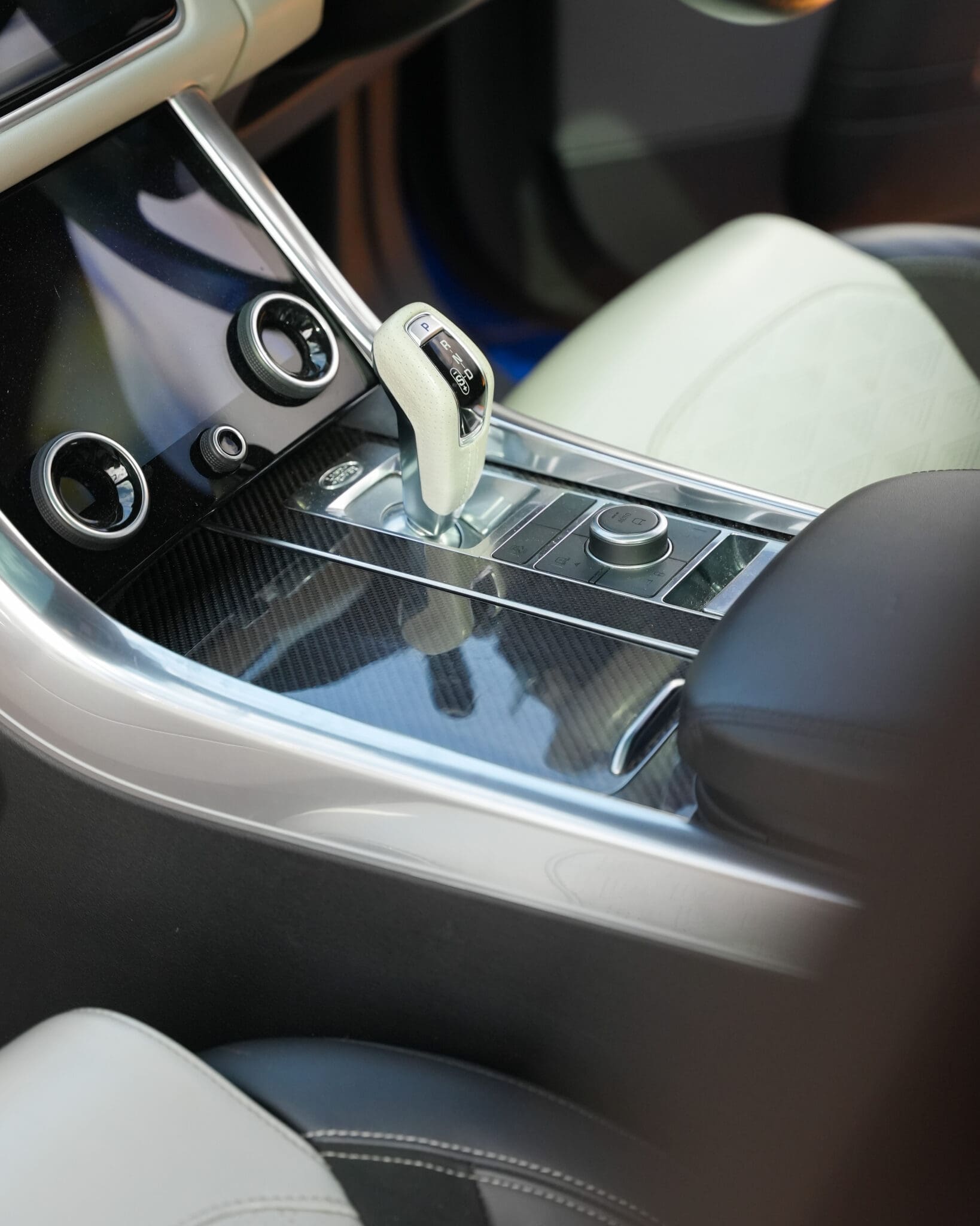 WIN MAT ARMSTRONG’S RANGE ROVER SVR + £10,000! – High Speed Competitions